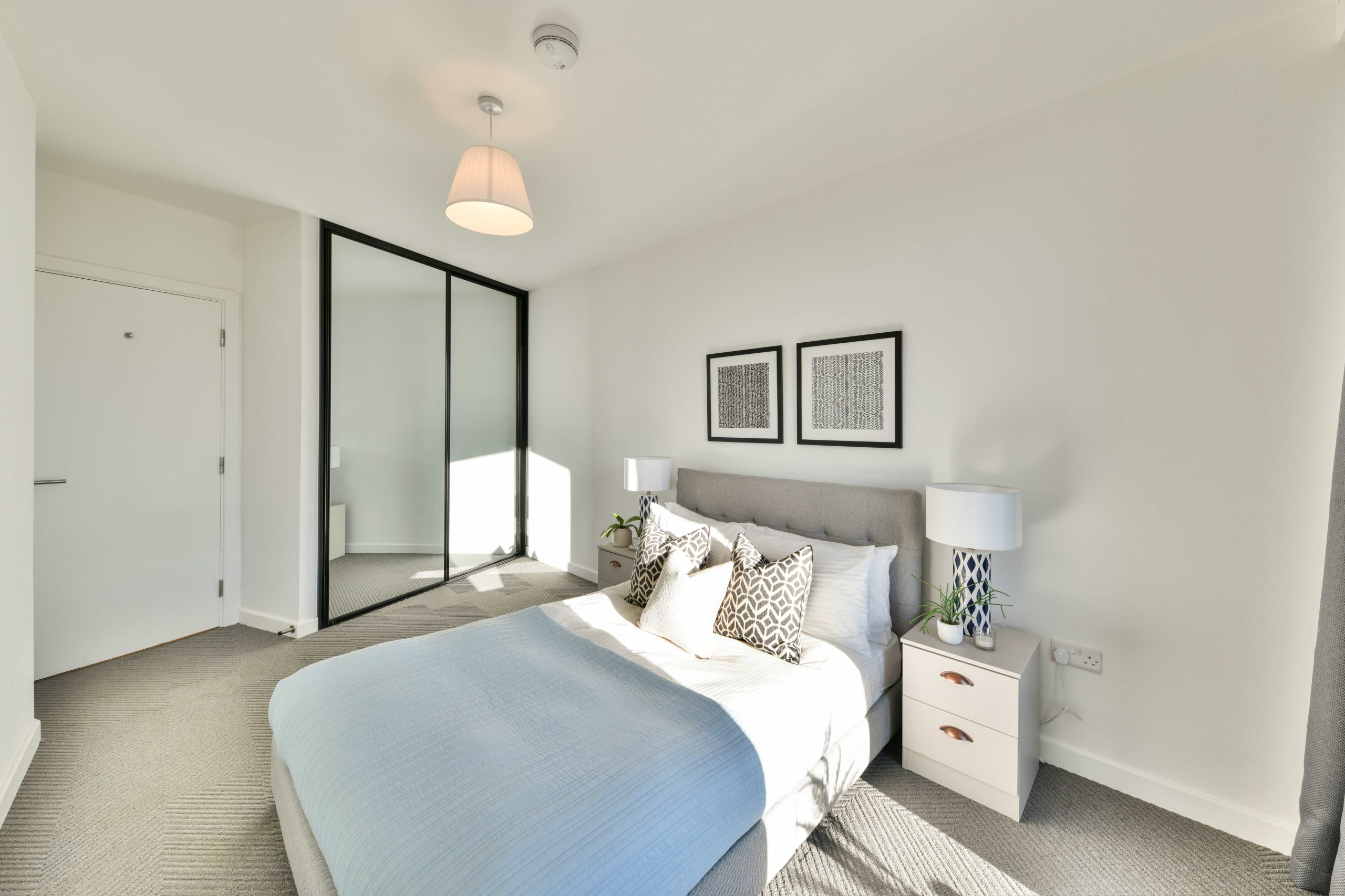 Broadside - Lloyds Living