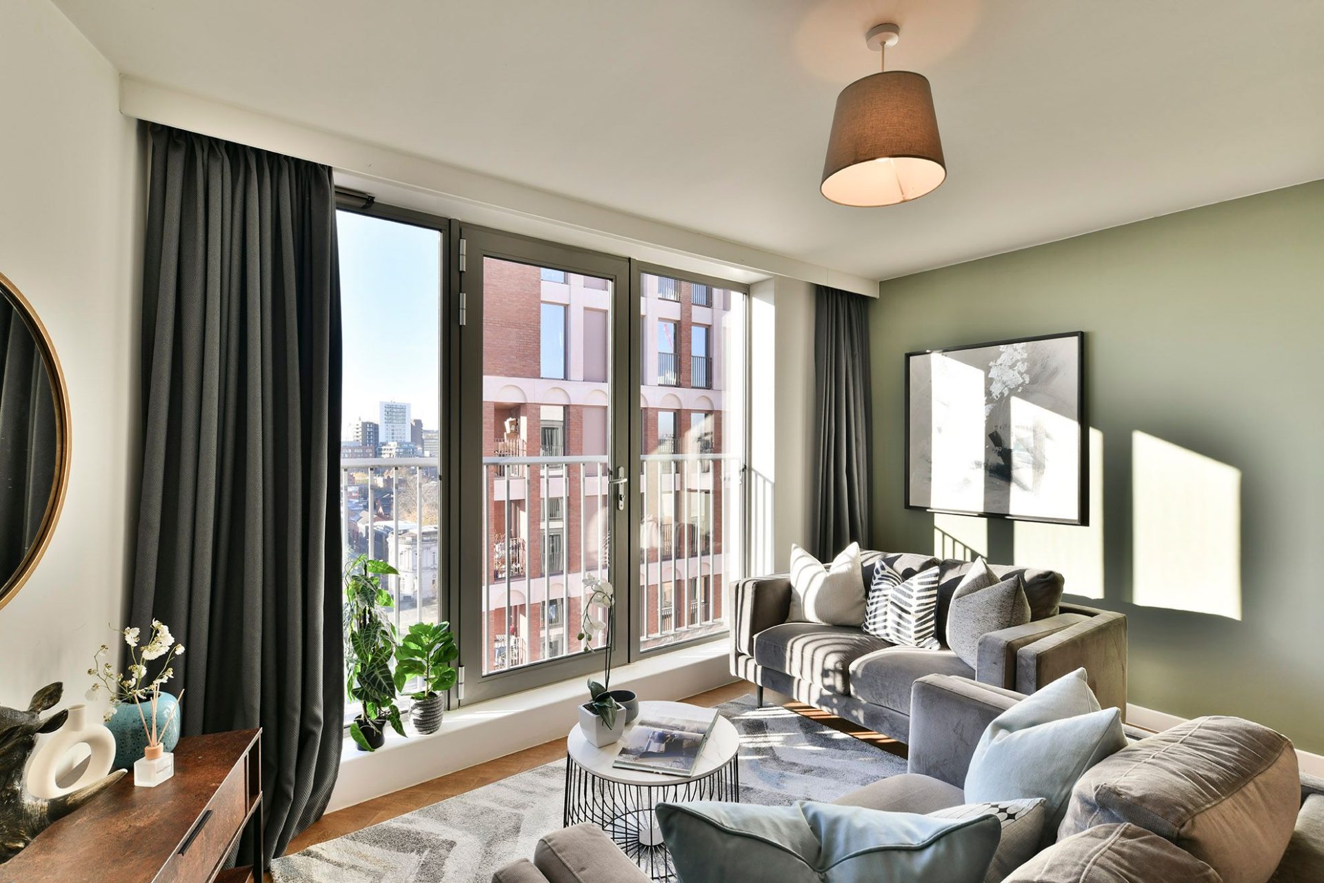 Broadside - Lloyds Living